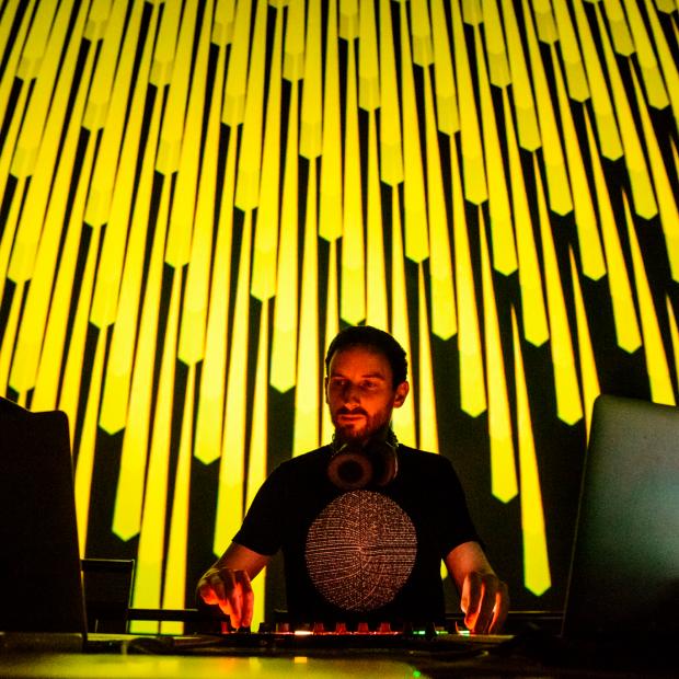 Max Cooper – The Emergence live show